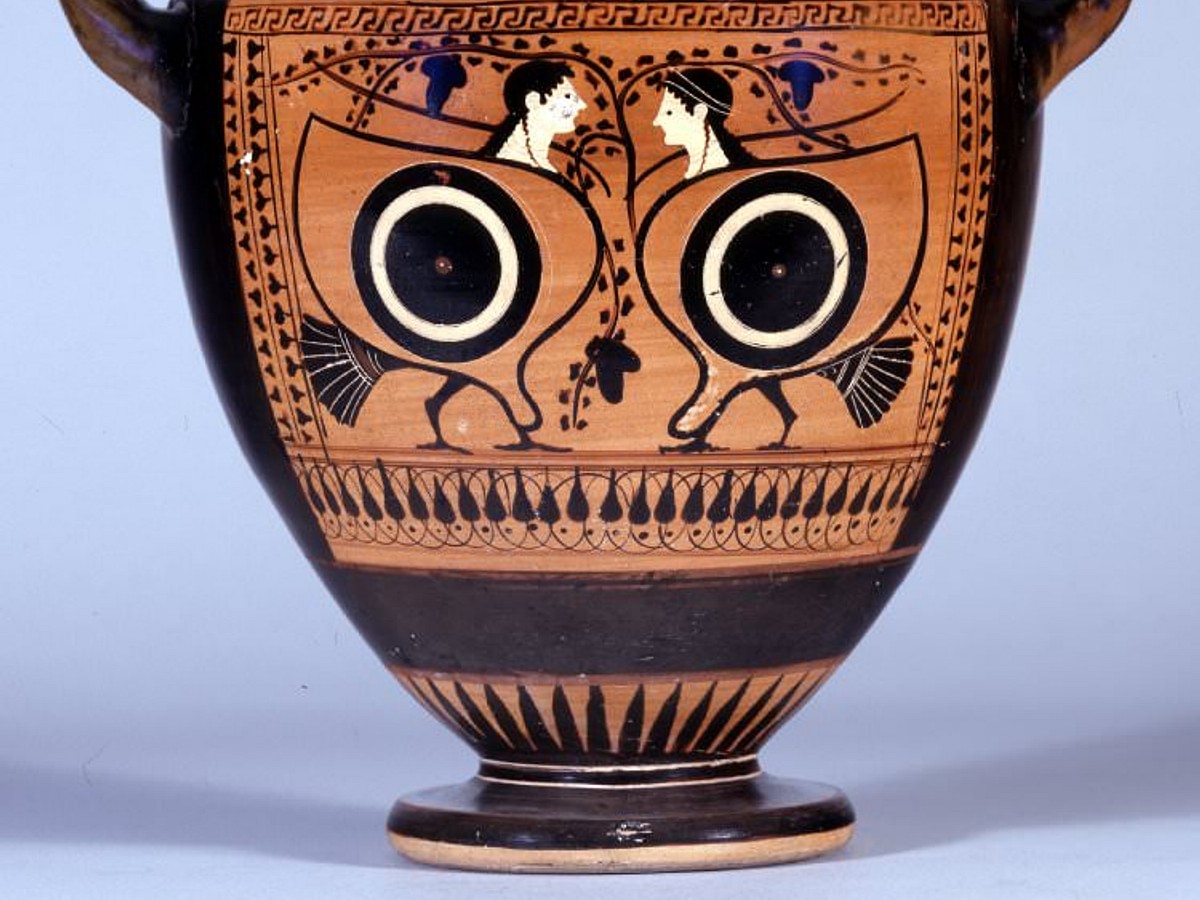 How Old Is Greek Pottery? Unveiling Its Ancient Origins - Meaningful Spaces